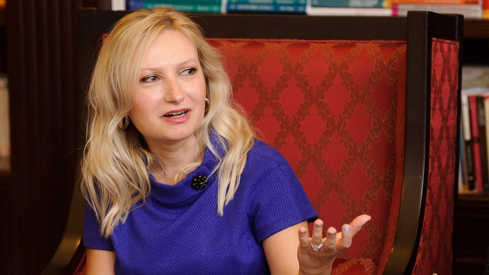 Emilia Chiscop o jurnalistă puternică precum cristalul - Emilia Chebac