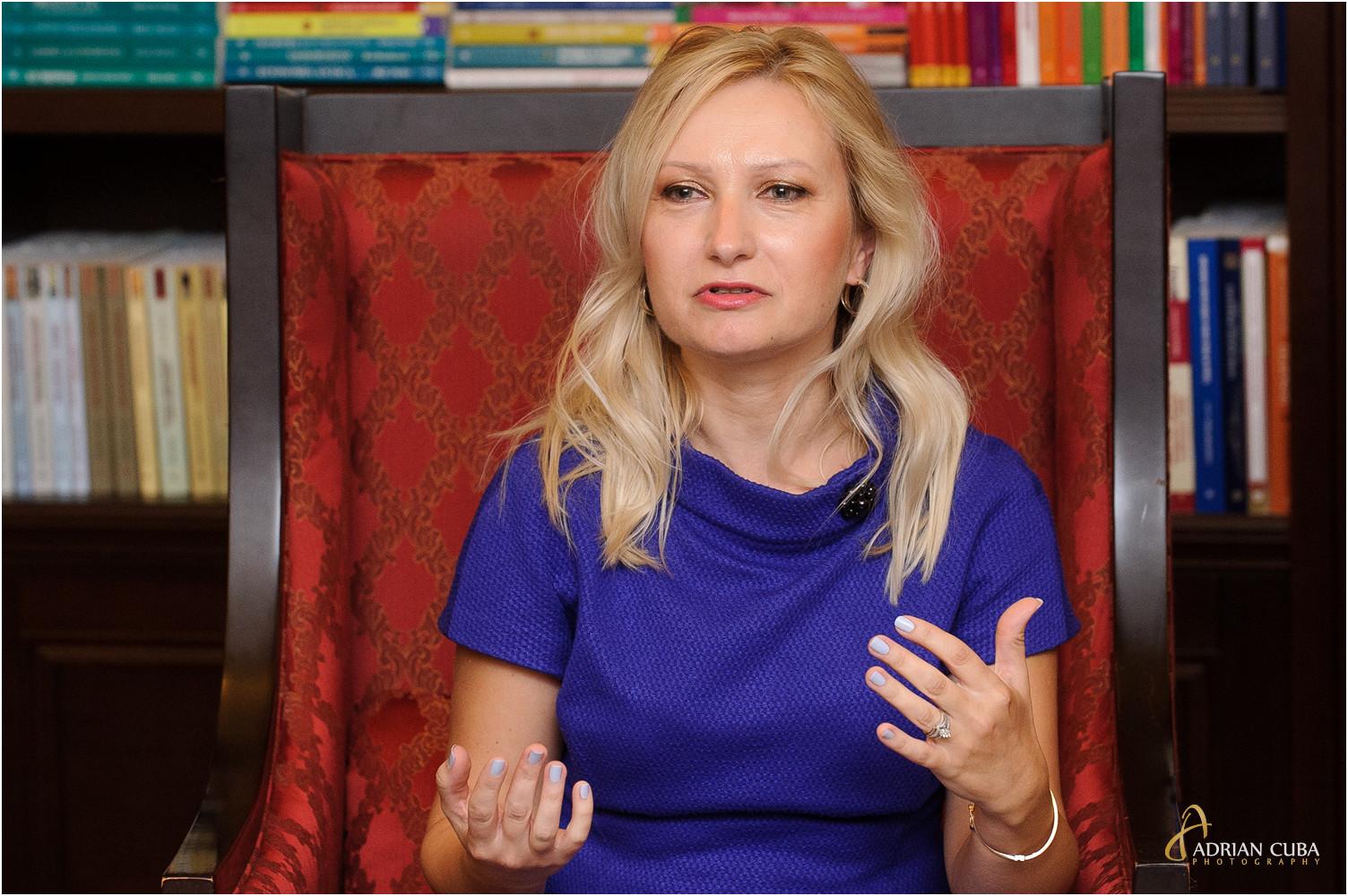 Emilia Chiscop o jurnalistă puternică precum cristalul - Emilia Chebac