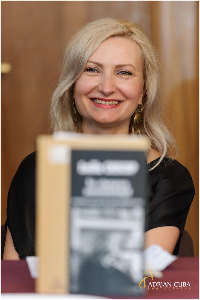 Emilia Chiscop o jurnalistă puternică precum cristalul - Emilia Chebac